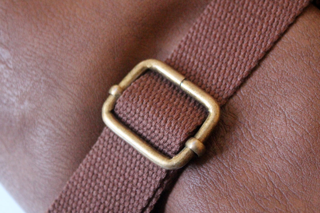 Review - Loungefly SDCC Rey backpack - The Kessel Runway