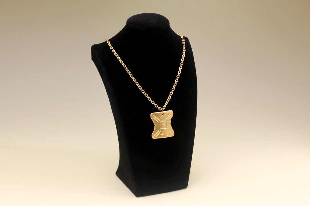 DIY - Star Wars Japor snippet necklace - The Kessel Runway