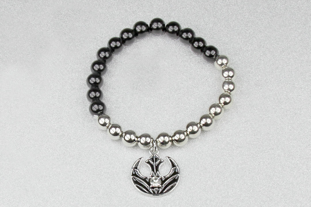 Review - Star Wars Resistance Bracelet Set - The Kessel Runway