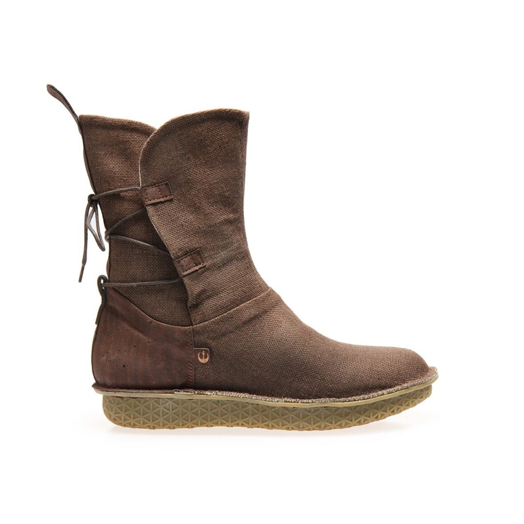 New Po-Zu Star Wars Rey Boot Collection - The Kessel Runway